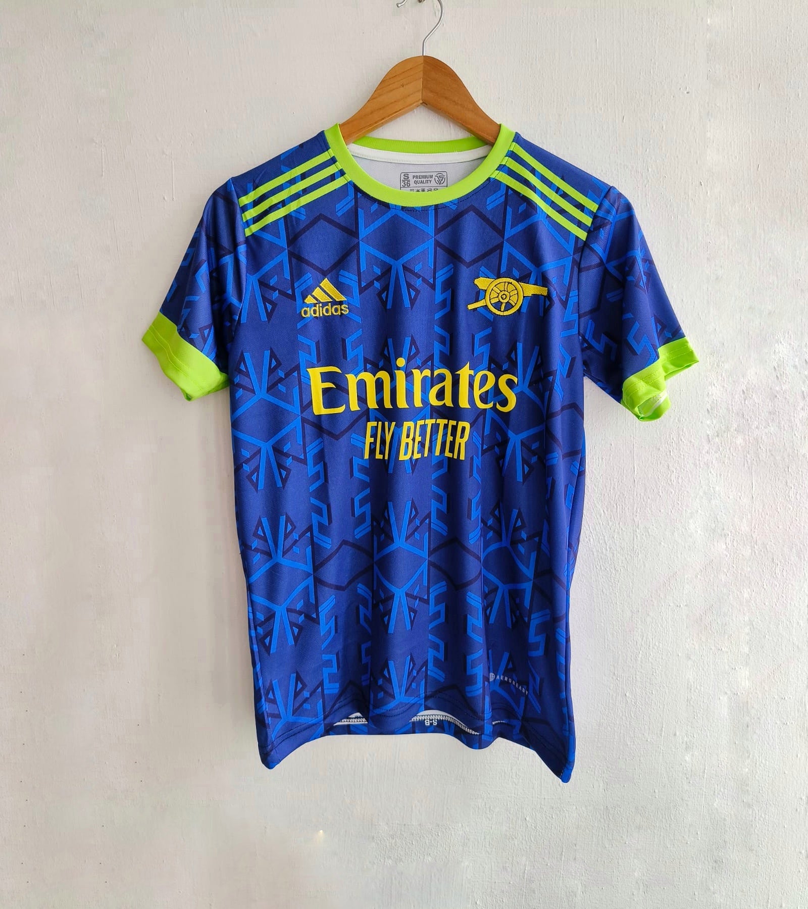 ARSENAL SPECIAL EDITION KIT – JERSEY HUT